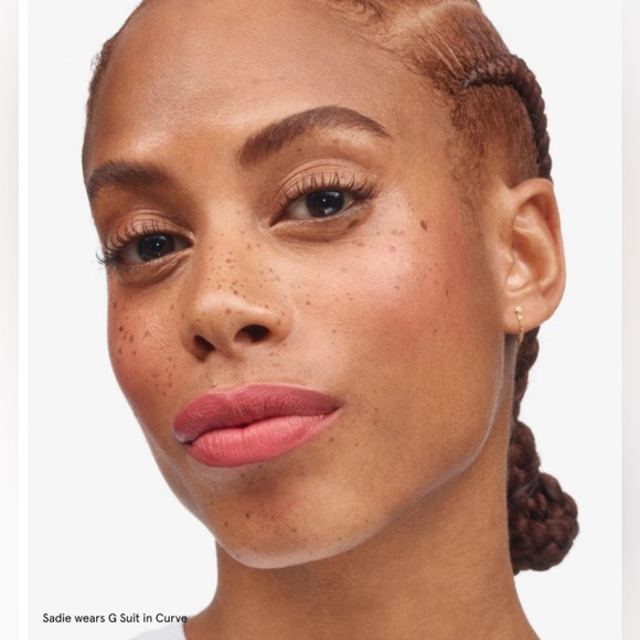 Glossier | Makeup | New Glossier G Suit Soft Touch Matte Lip Crme ...